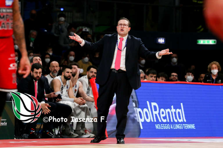 Gazzetta: Tre italiani nel miglior quintetto LBA, Ramondino miglior ... Gazzetta: Tre italiani nel miglior quintetto LBA, Ramondino miglior ...